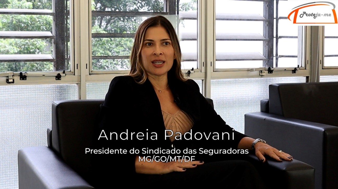 Andreia Padovani, Presidente do Sindseg MG, participa da exposição ...